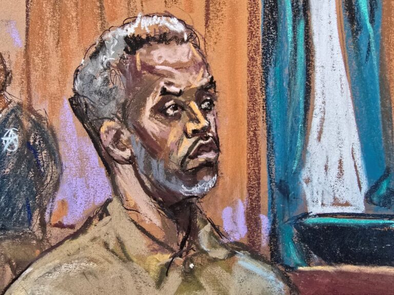 Star Wars Starfighter Camera Shake: Tom Cruise Steals the Set ...