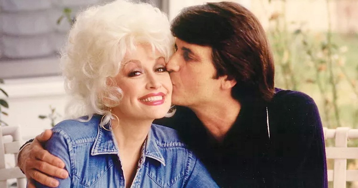 Dolly Parton Gets Real About Life After Carl Dean: Emotions Run High ...