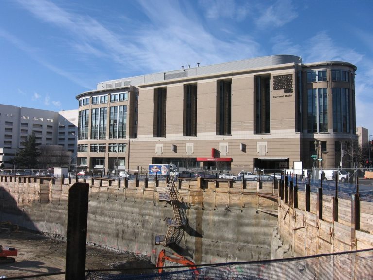 Elsie Hewitt Reveals Nonstop Pregnancy Pain in Shockingly Honest IG ...