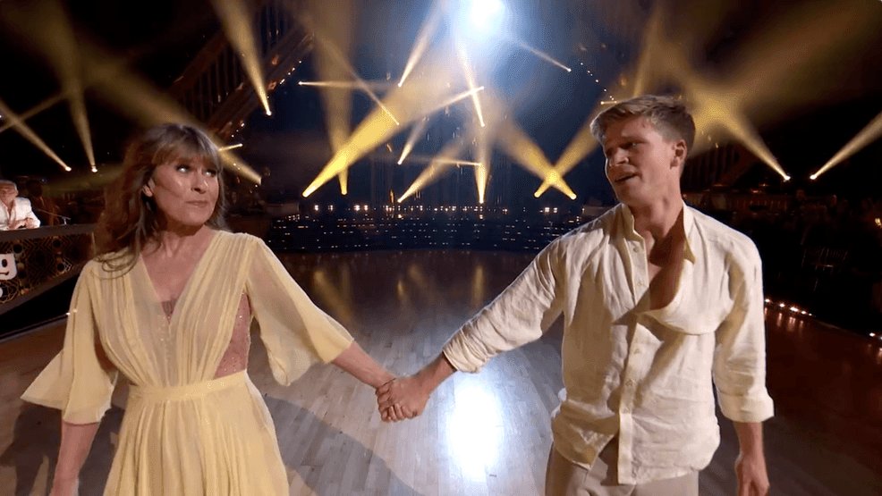 Robert Irwin Wins DWTS Mirrorball in Stunning Return to Ballroom ...
