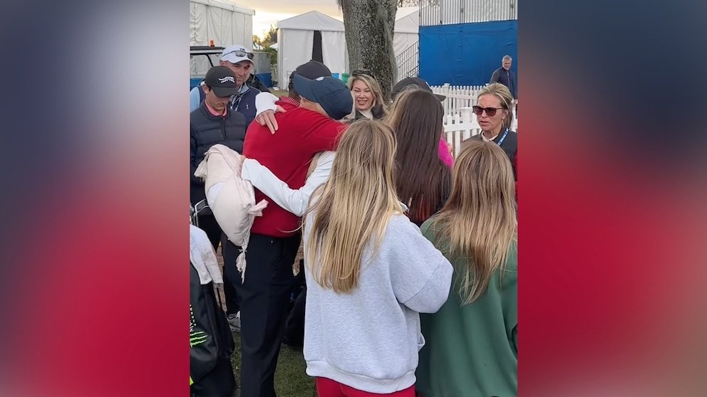 Tiger Woods Reunites With Ex to Cheer Son Charlie's Golf Triumph ...