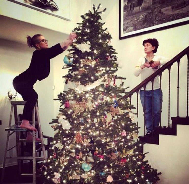 Louis Partridge Steals Spotlight as Olivia Rodrigo Sparks Romance ...