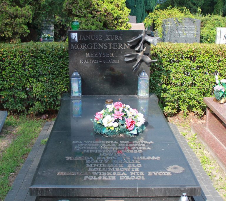 Hawaii Holiday Sparks Christina Haack Romance Rumors and Beach Fashion ...