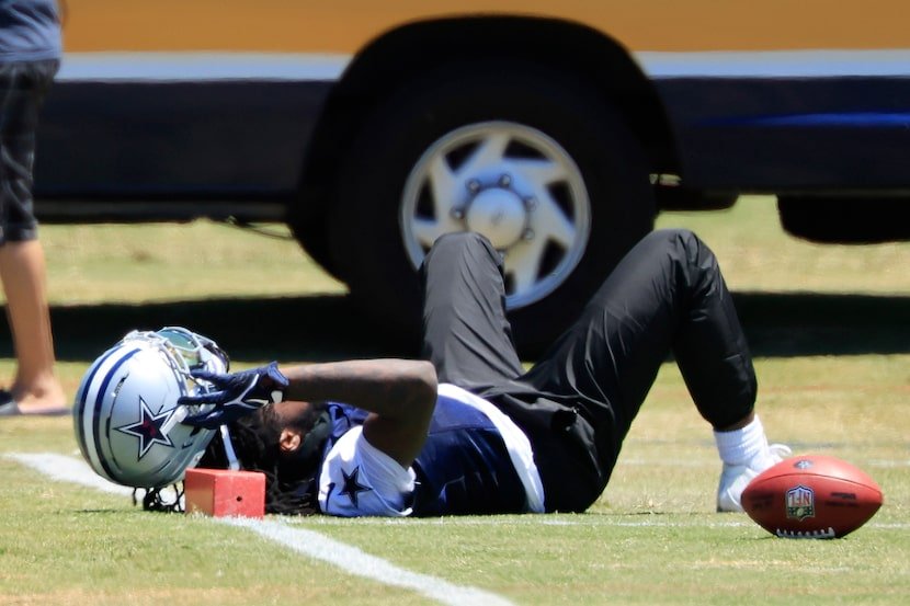 Stefon Diggs Skips Christmas With Cardi B and Son Amid Cozy Family ...