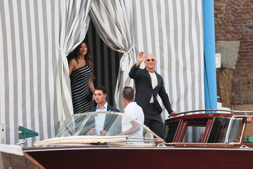 Bezos and DiCaprio Takeover: Yacht Party Sparks New Year Buzz ...