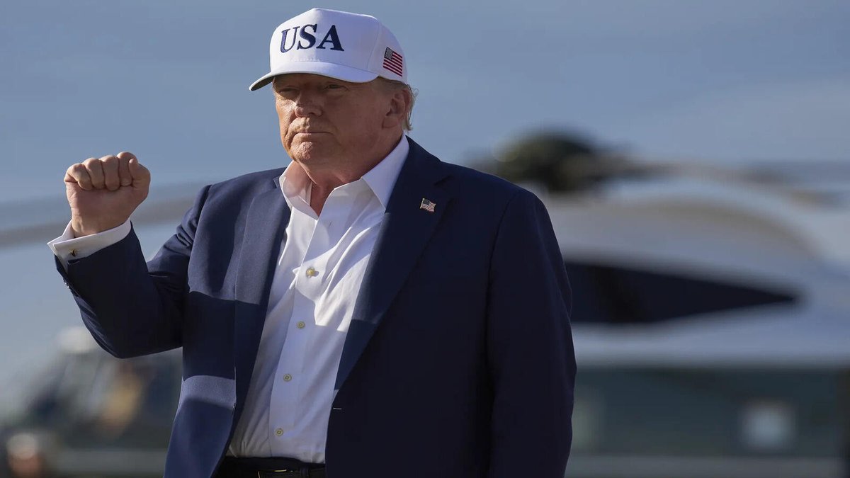 ICE Shootings and a CNN Chyron Sparks White House Showdown - Celebrity ...