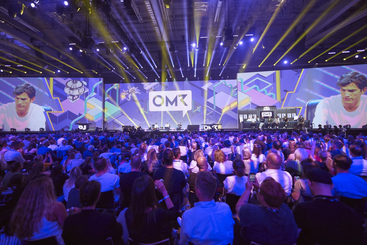 Kutcher’s Gucci Firing Moment Turns Fashion Nightmare into Humble Truth ...