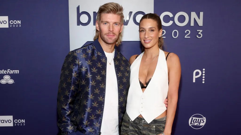 Kyle Cooke and Amanda Batula Split After Ten Years Together - Celebrity ...