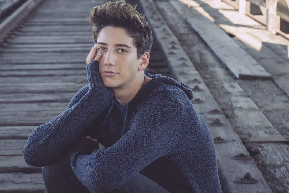 Milo Manheim Rocks Flynn Rider News in Tangled Live-Action Casting ...