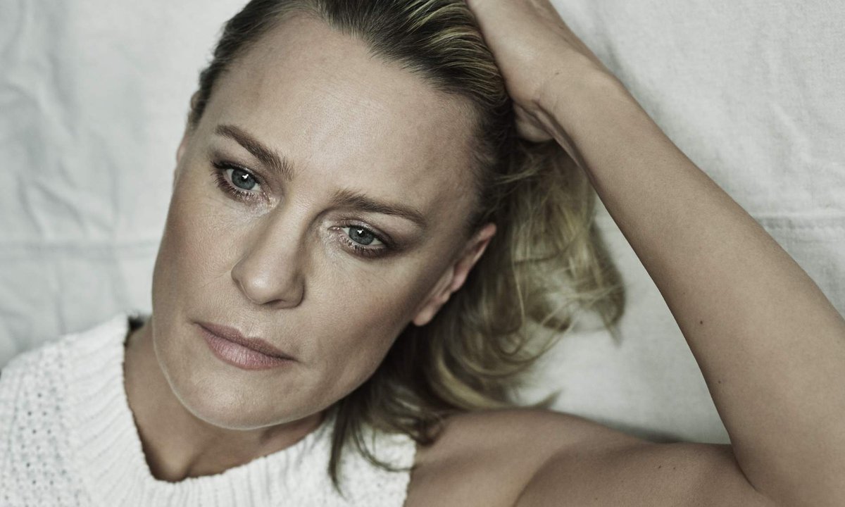 Robin Wright Thinks DWTS Duo Were Married at First Glance - Celebrity Storm