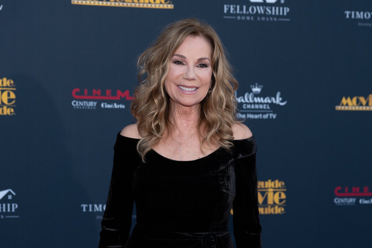 Kathie Lee Gifford Declares The View Hosts Miserable and Vicious ...